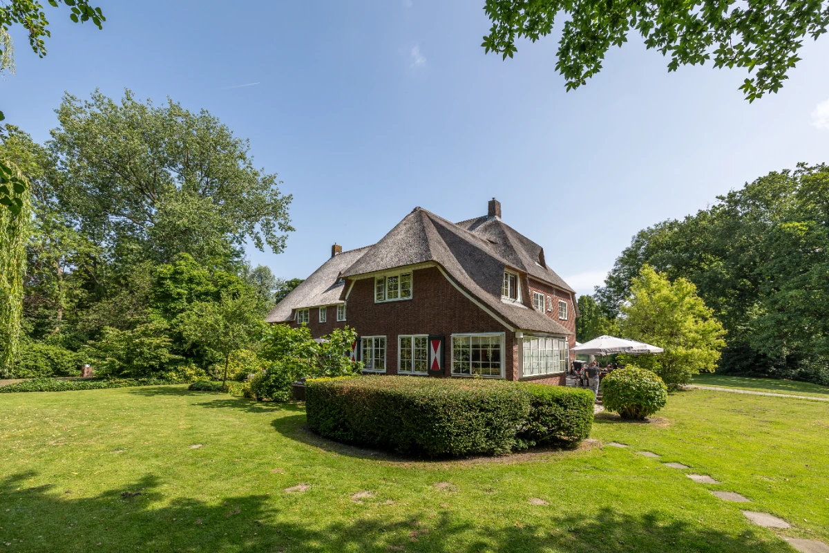 Projekte: Restaurierung dieses Gebäudes am Delftweg, Rotterdam | FINEO ...